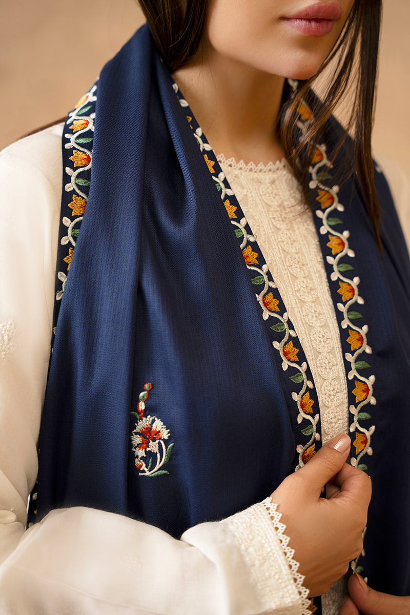 IRIS EMBROIDERED SHAWL